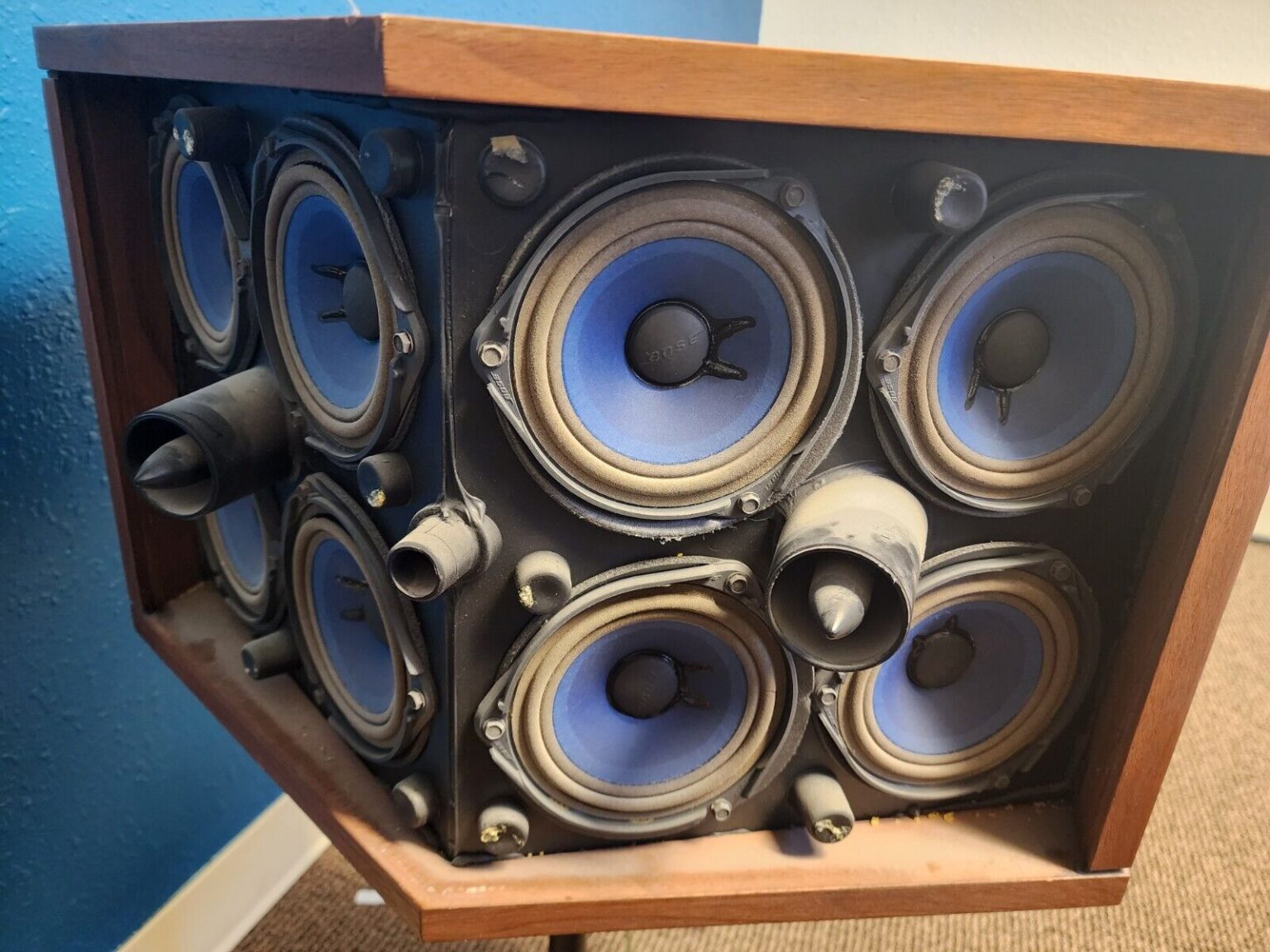 Bose 901/80x – Generational History – FarMedia – Art & Tech